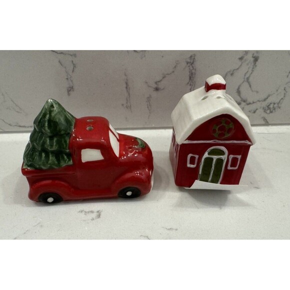Cracker Barrel | Holiday | Red Truck And Barn Mini Salt Pepper Shakers ...